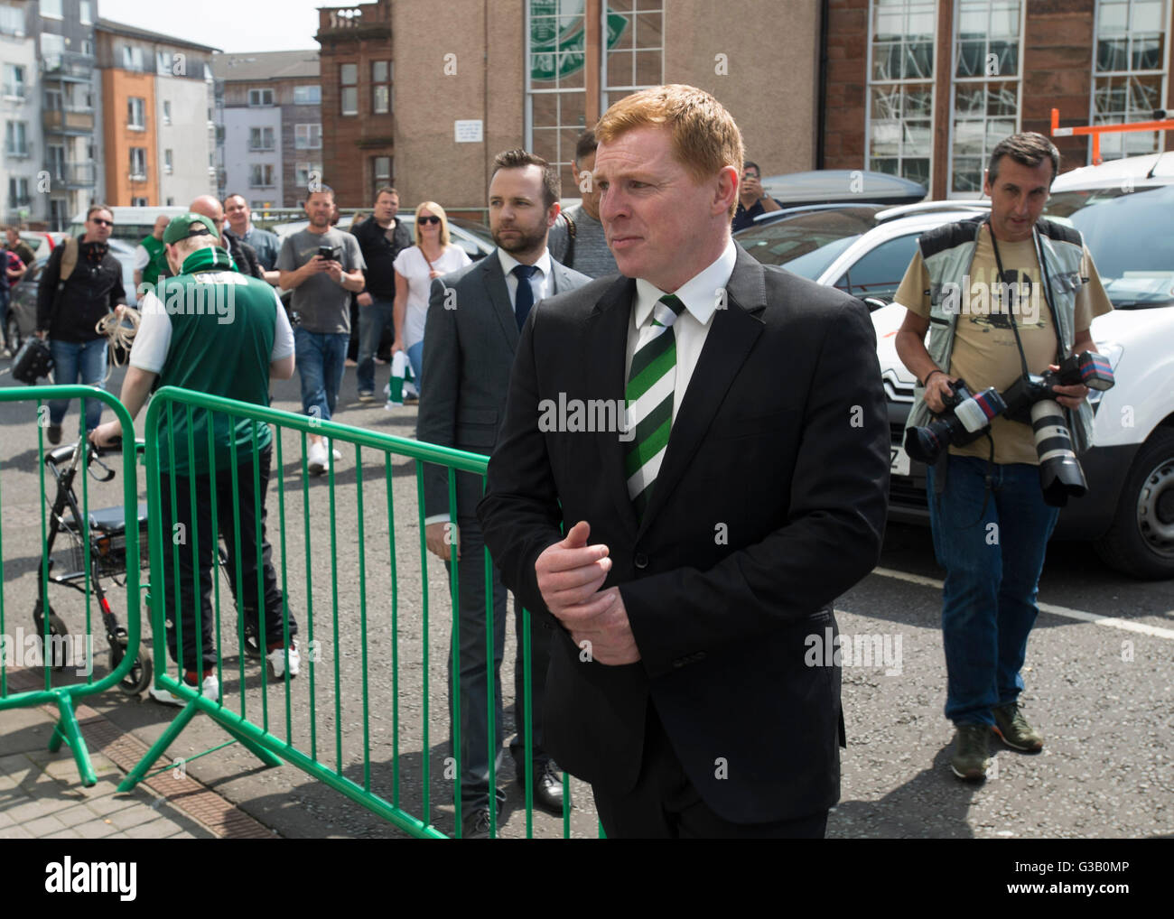 New Hibernian manager Neil Lennon arrives for a press conference at ...