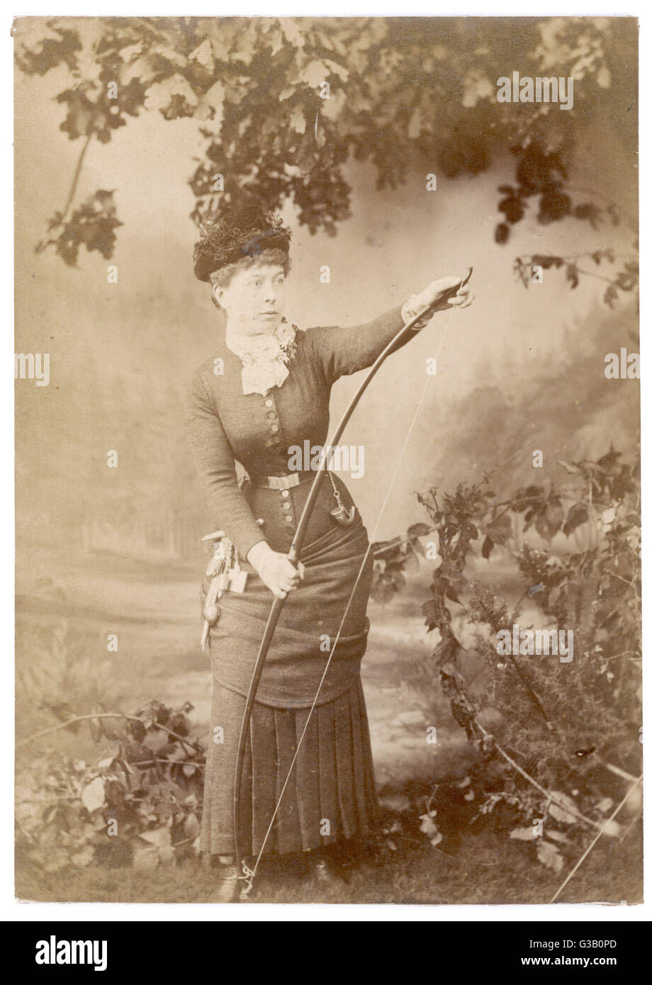 Lady archer hi-res stock photography and images - Alamy