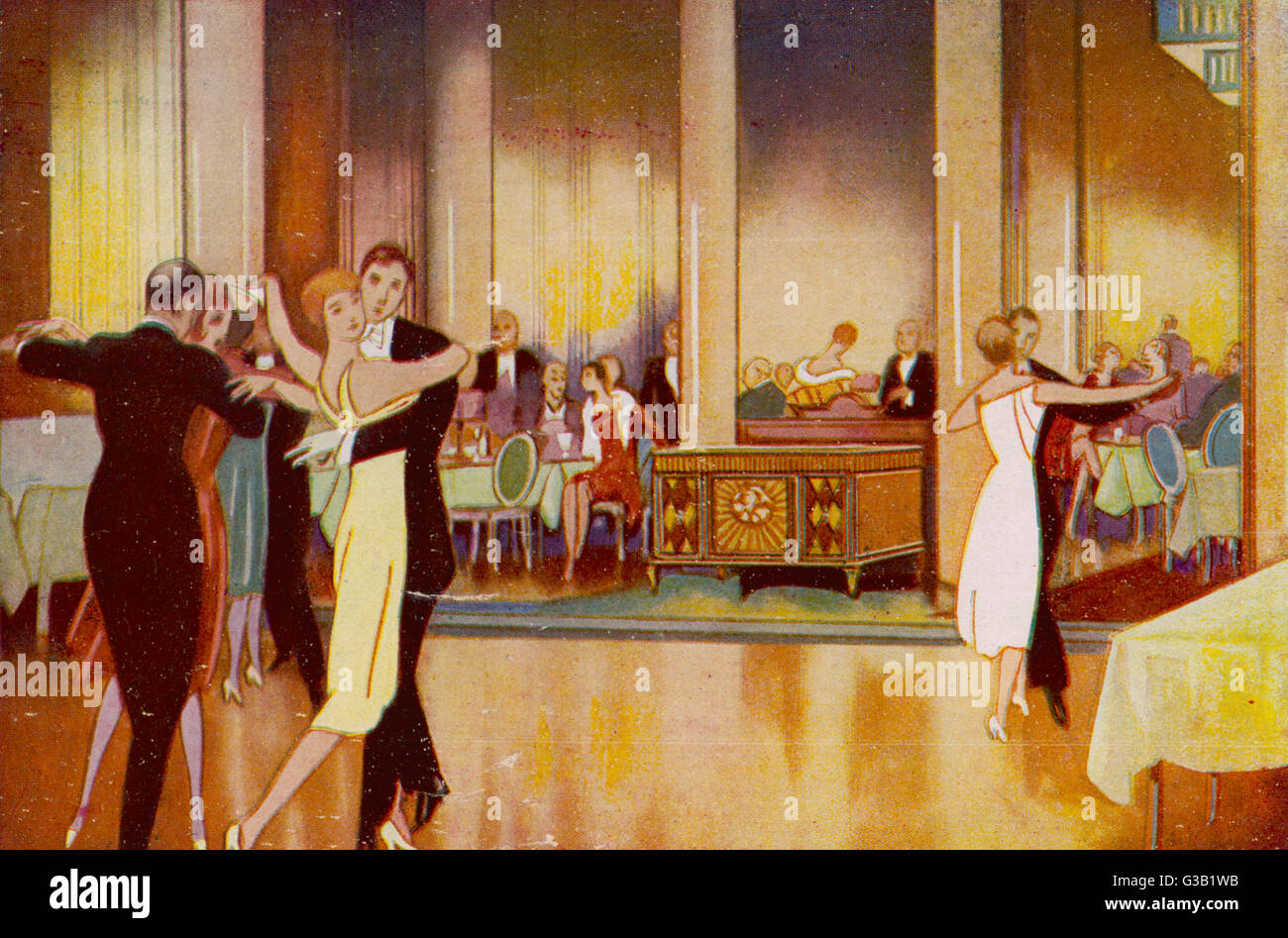 Couples dancing in ballroom hi-res stock photography and images - Alamy