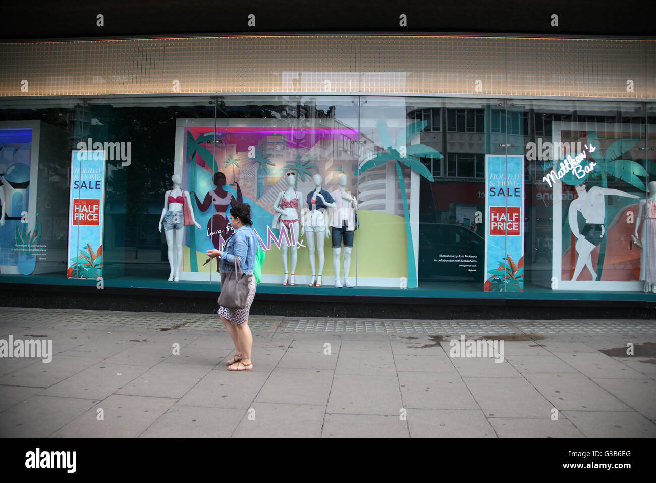 Debenhams Shop Window Display High Resolution Stock Photography and ...