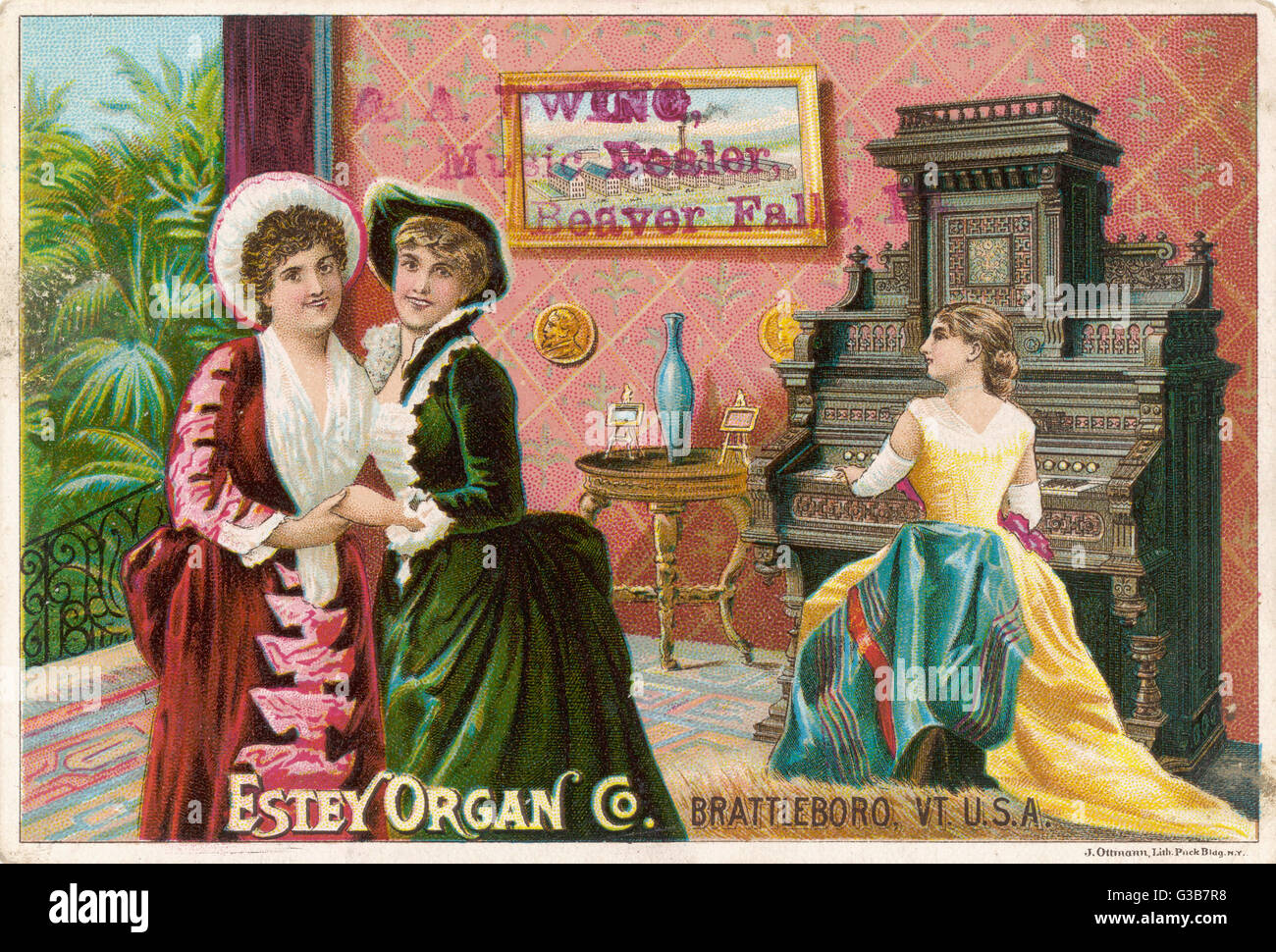Family Round Organ Stock Photo - Alamy