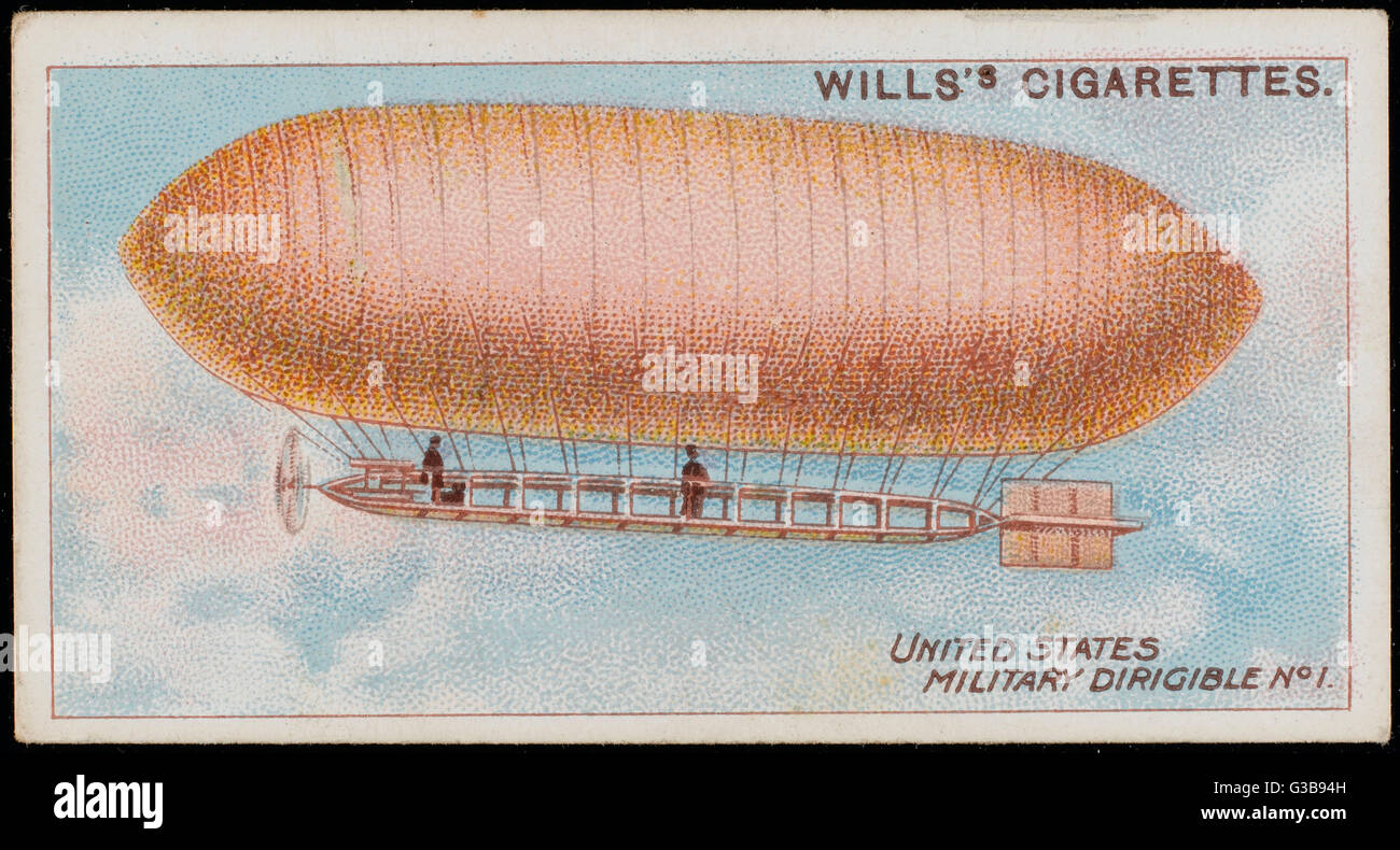 Dirigible airships hi-res stock photography and images - Alamy