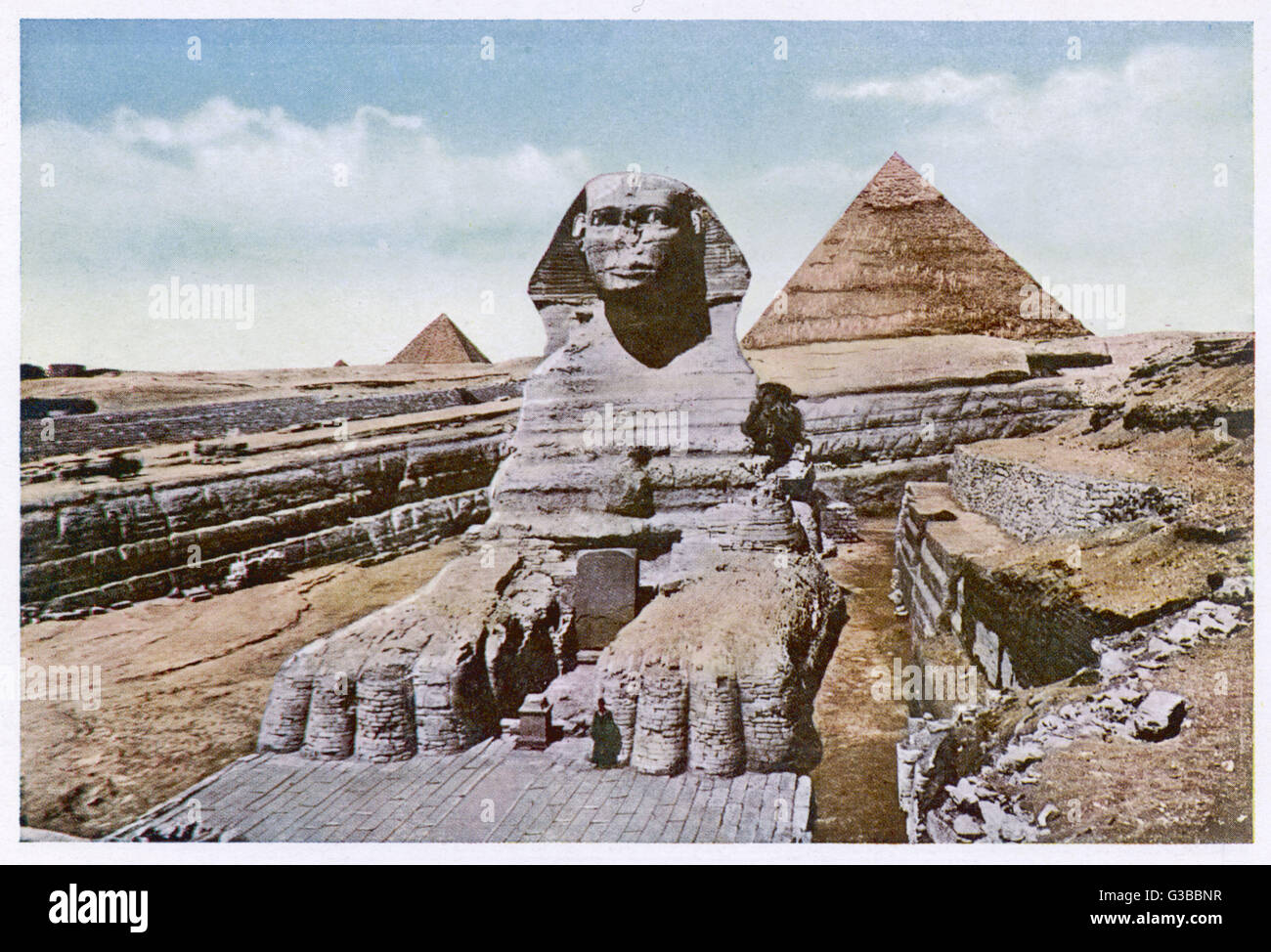 The sphinx pyramids hi-res stock photography and images - Alamy