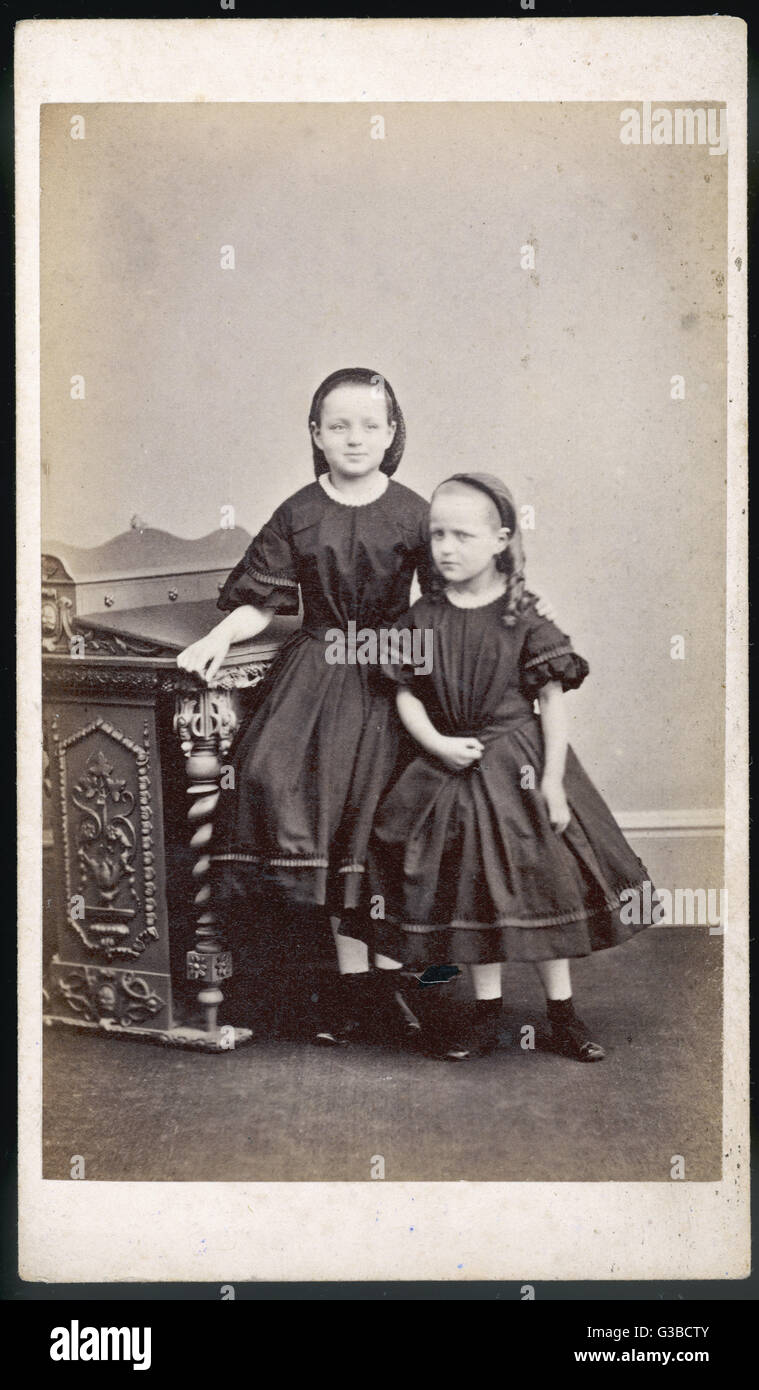 COSTUME/2 GIRLS 1860S Stock Photo - Alamy