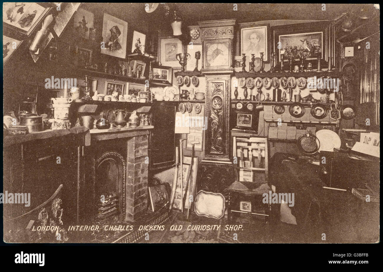 OLD CURIOSITY SHOP Stock Photo - Alamy