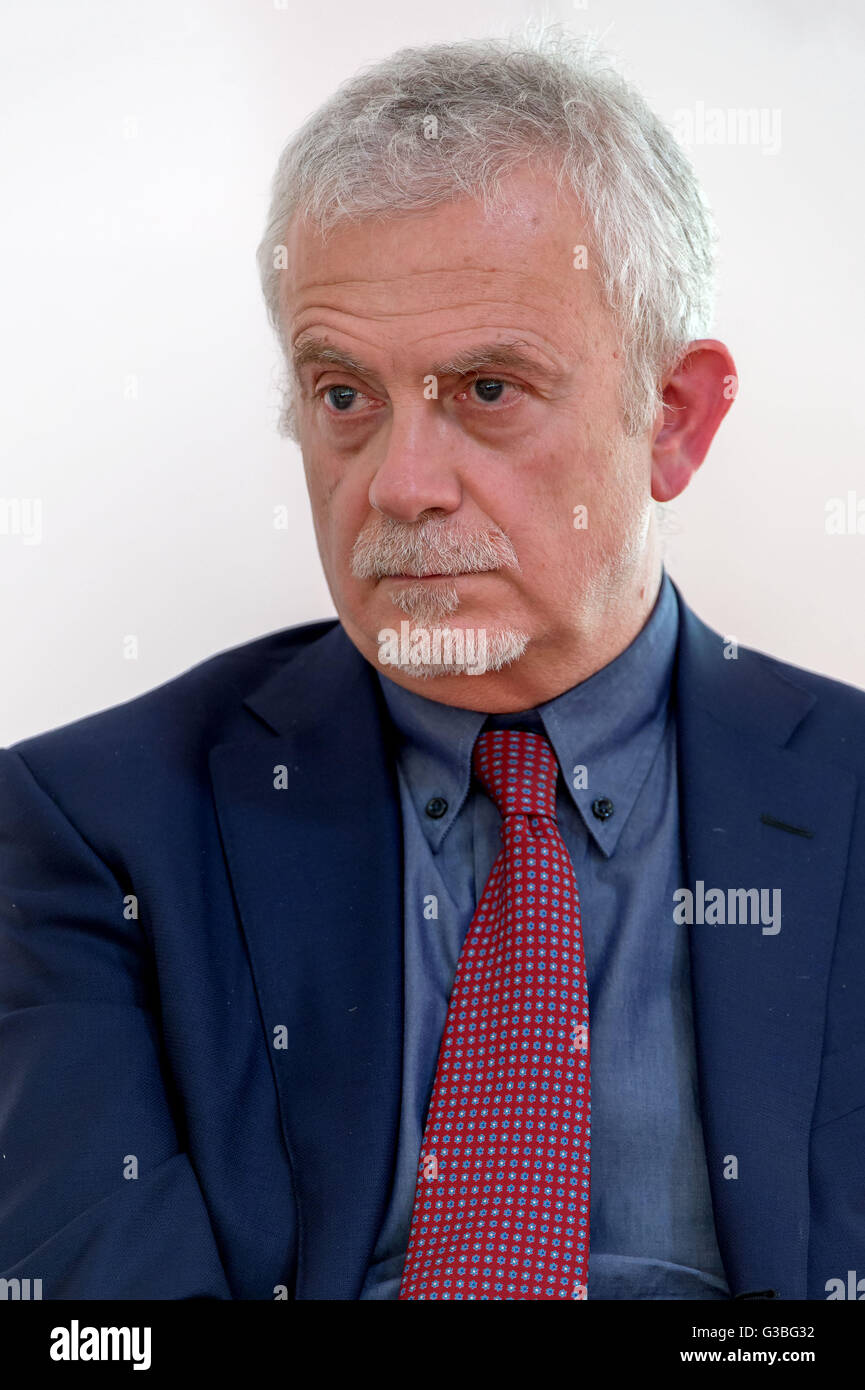 Magistrato hi-res stock photography and images - Alamy