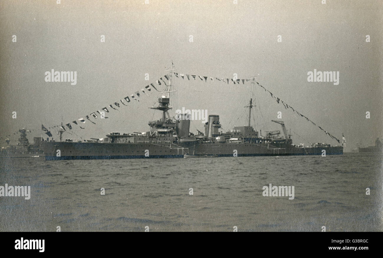 Hawkins Class Cruiser High Resolution Stock Photography and Images - Alamy