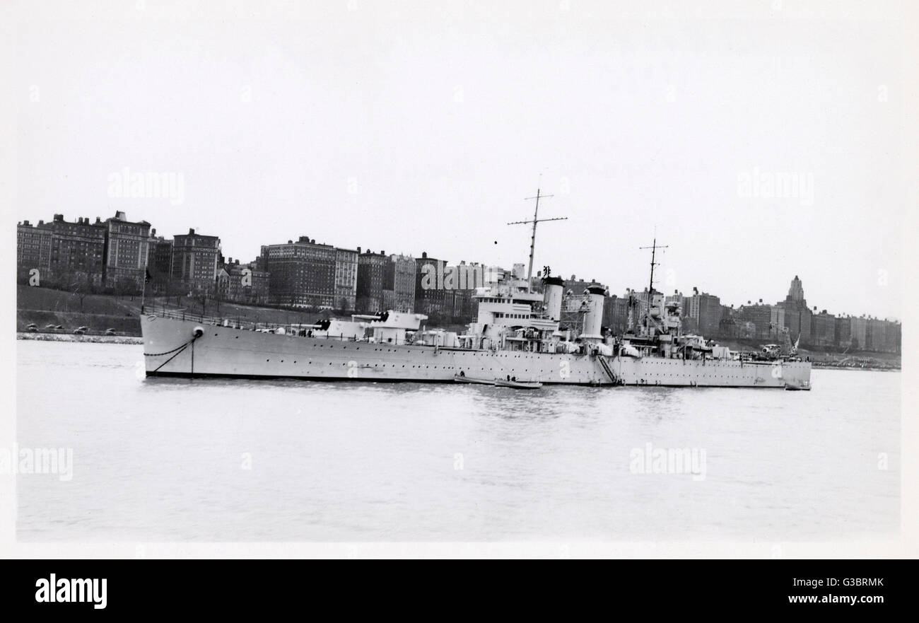 Uss brooklyn cl40 hi-res stock photography and images - Alamy