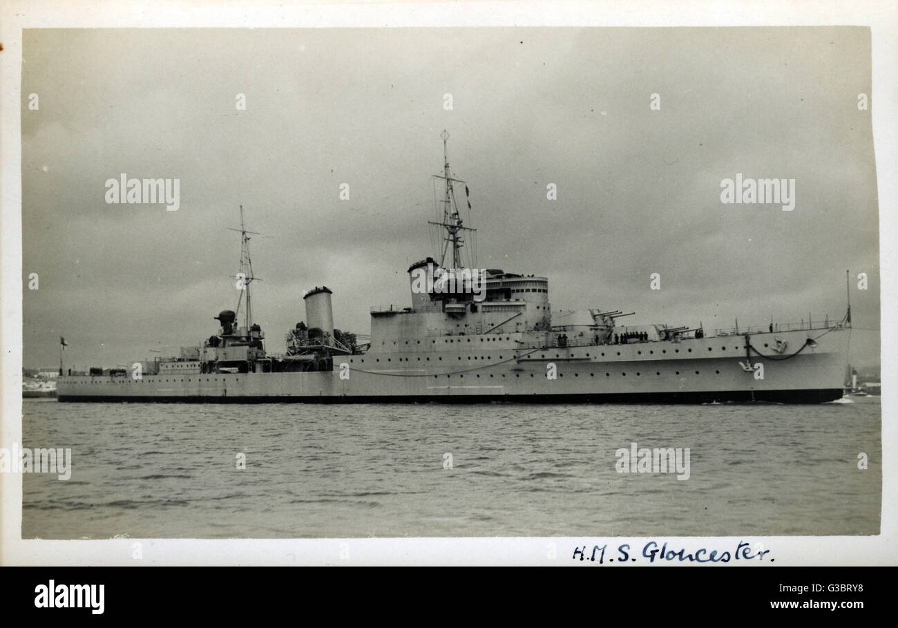 Hms gloucester town class light cruiser hi-res stock photography and ...
