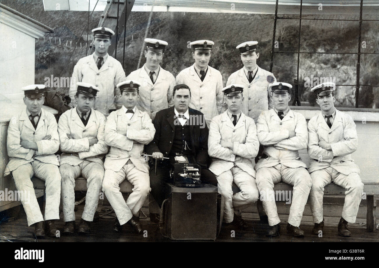 Crew of HMS Astraea, British second-class cruiser Stock Photo - Alamy
