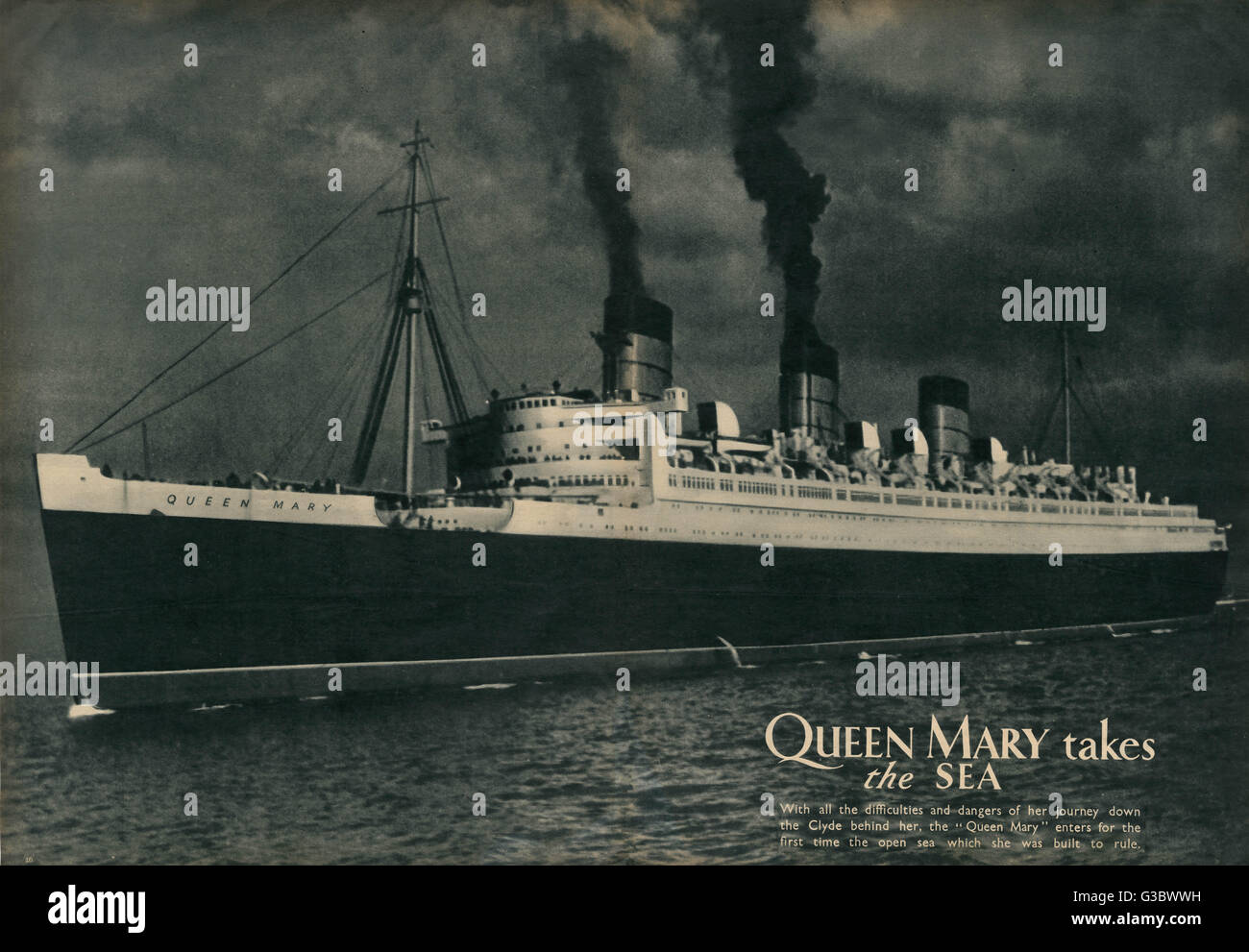 Queen Mary Ocean Liner, takes to the sea Stock Photo - Alamy