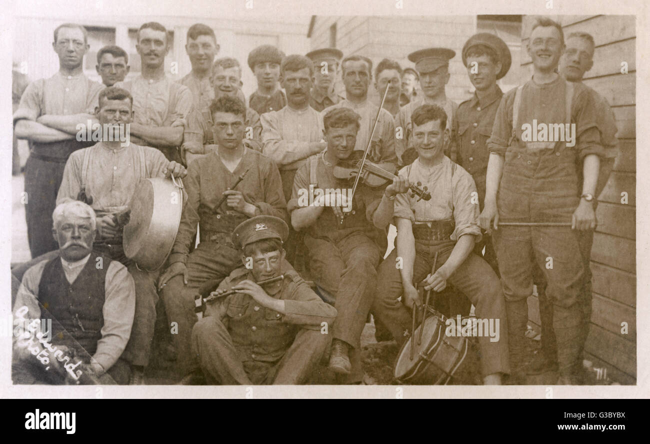 Group photo, British regimental band, WW1 Stock Photo - Alamy