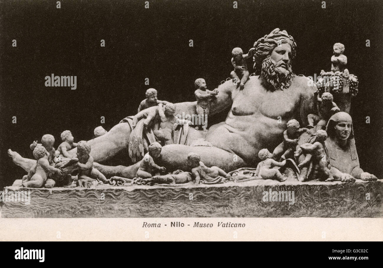 Roman god sculpture hi-res stock photography and images - Alamy