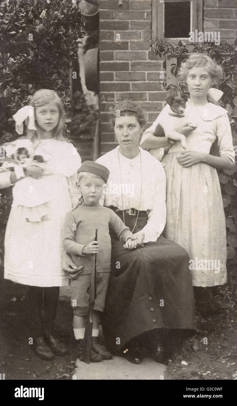 Rifle family hi-res stock photography and images - Alamy