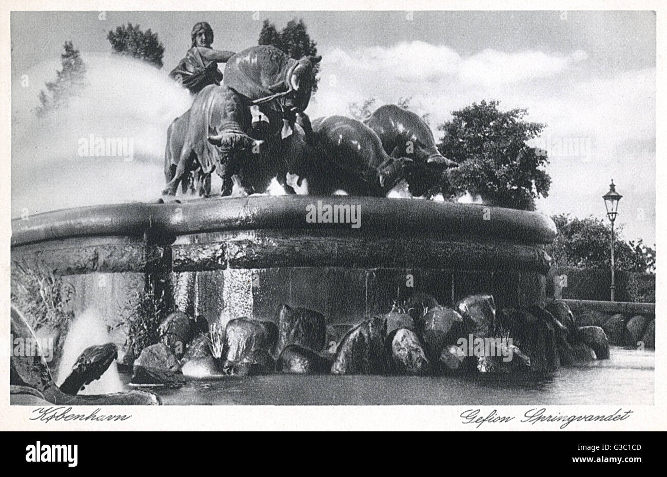 Gefion fountain gefionspringvandet on harbour hi-res stock photography ...