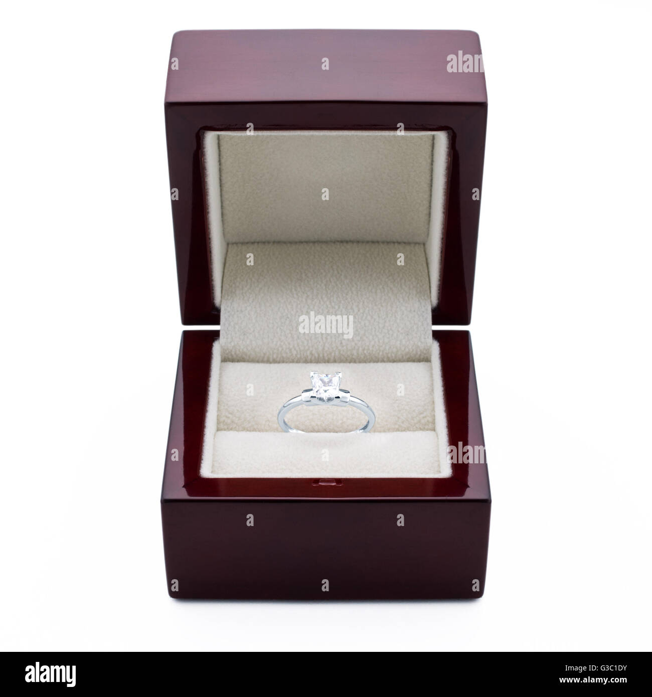 Gold ring box hi-res stock photography and images - Alamy