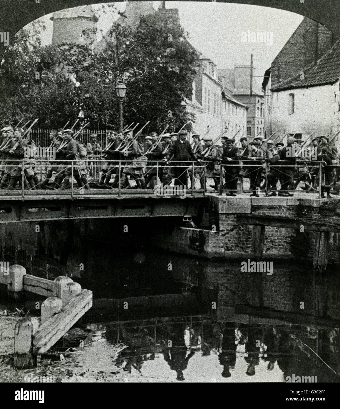 WW1 - Advancing to the front, France Stock Photo - Alamy