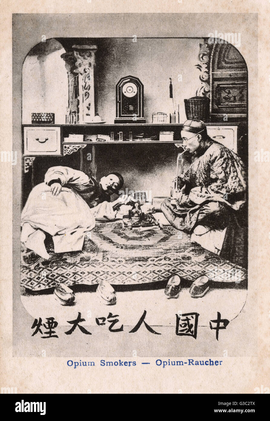 Chinese smoking opium hi-res stock photography and images - Alamy