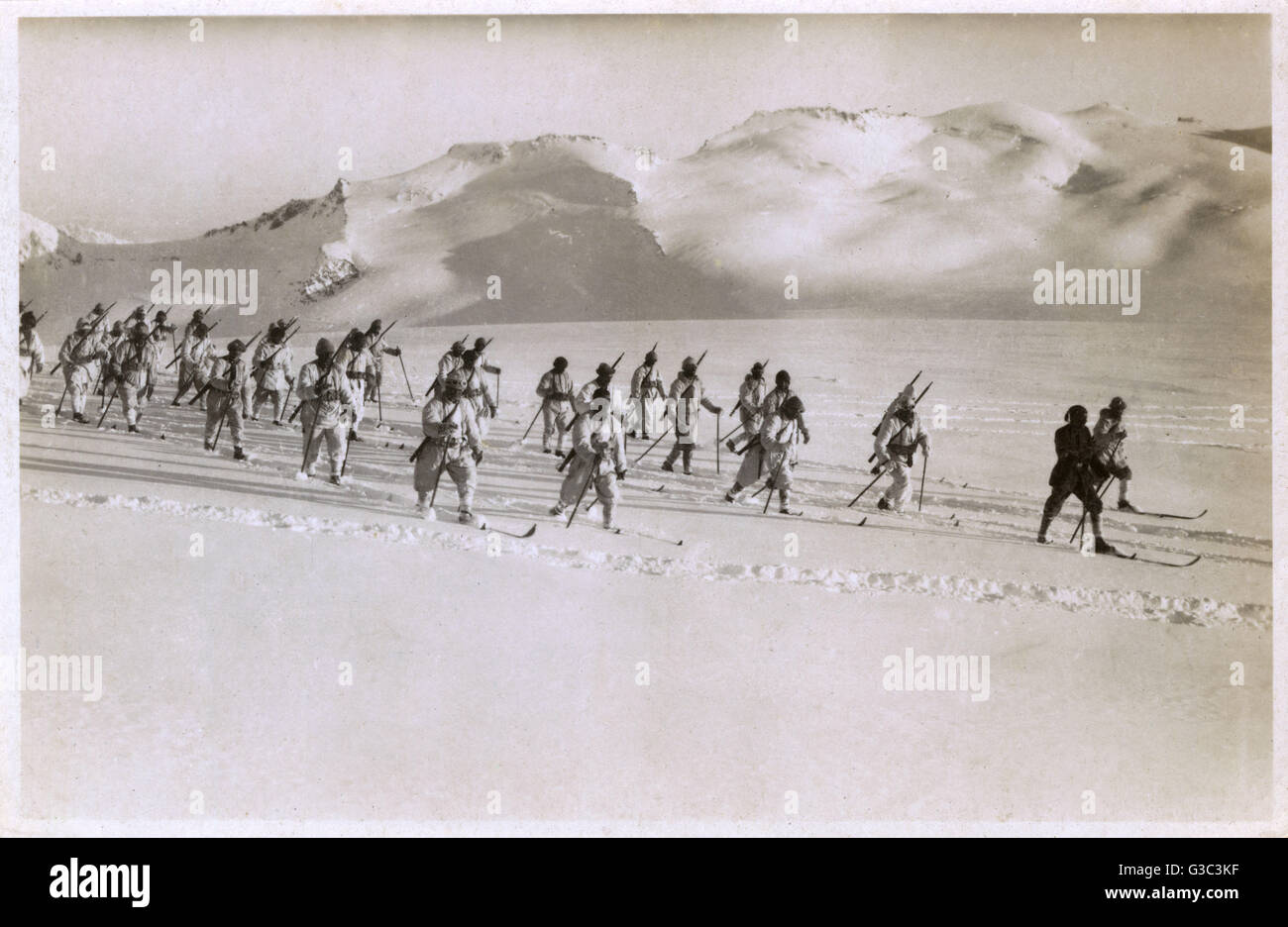 Alpini ski troops in the Italian Alps during the First World War, when ...