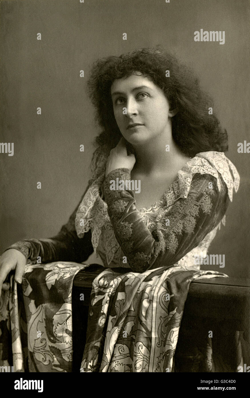 Emma Eames High Resolution Stock Photography and Images - Alamy