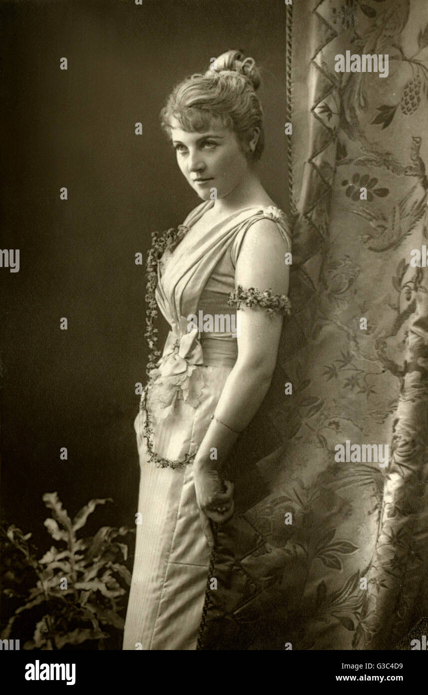 Portrait of adelaide detchon hi-res stock photography and images - Alamy