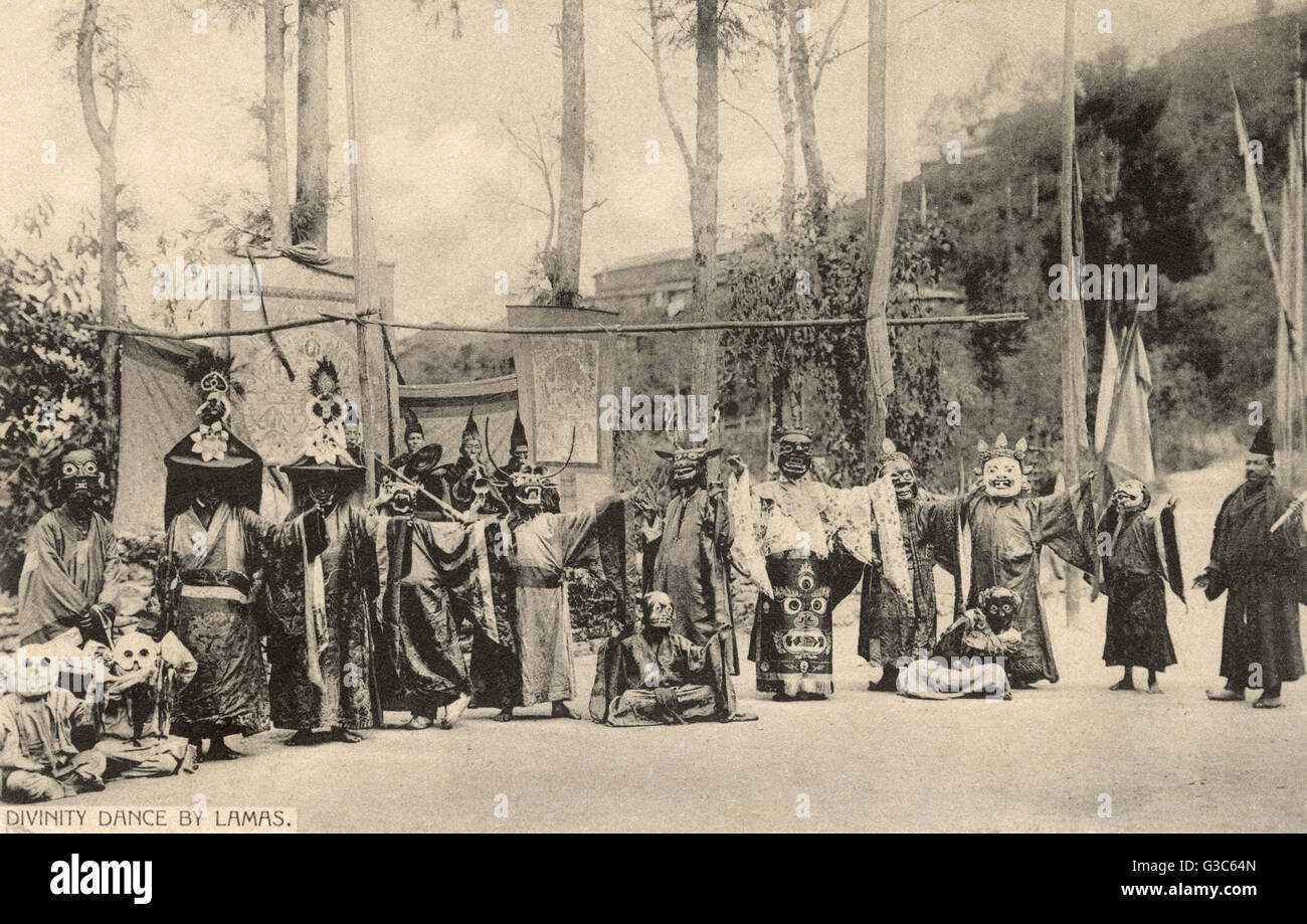 At a lama dance hi-res stock photography and images - Alamy