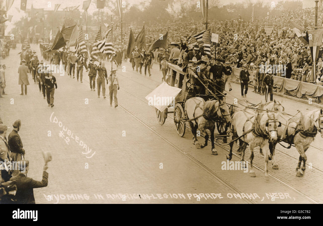 Usa street parade american flags hi-res stock photography and images ...