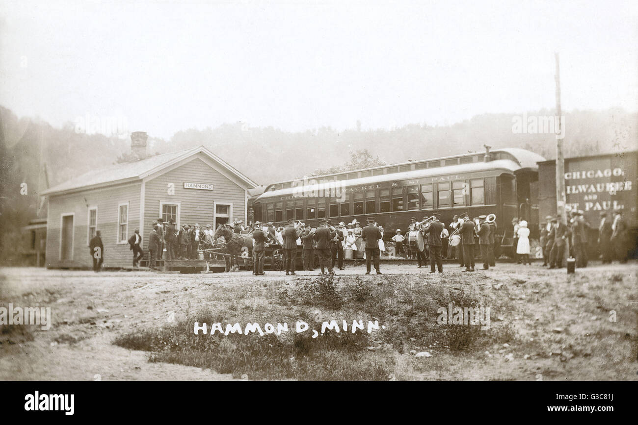 Band playing at Hammond railway station, Minnesota, USA Stock Photo - Alamy