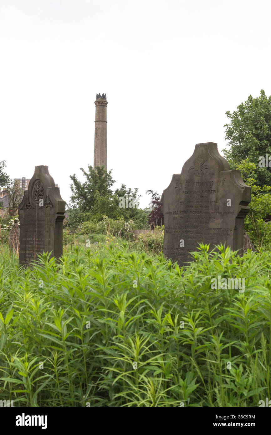 West yorkshire cemetery hi-res stock photography and images - Alamy