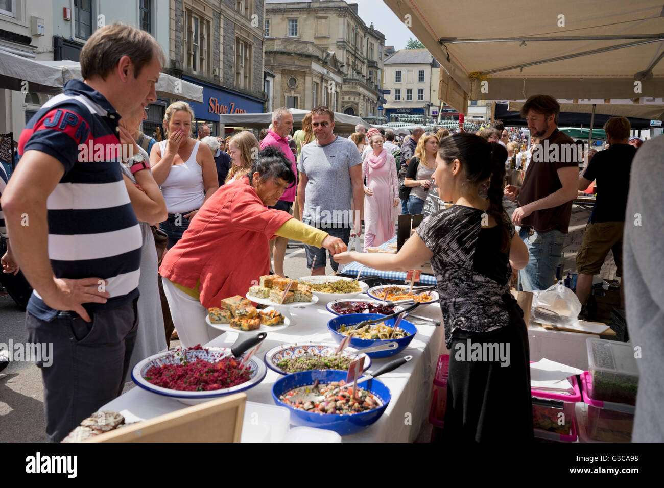Food stall at farmers market in Frome, Somerset. England. UK Stock ...