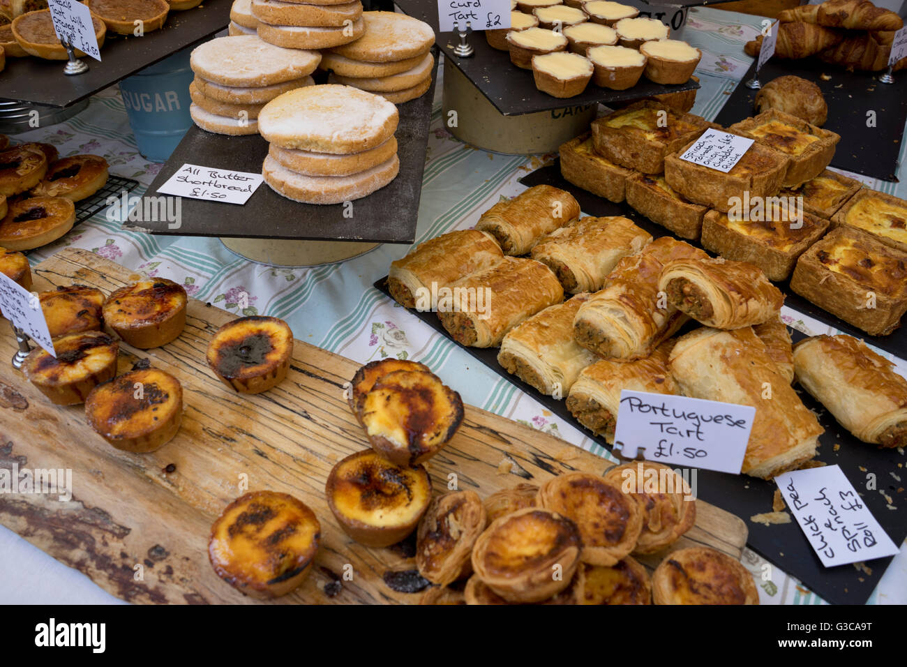 Bakery and food stall at farmers market in Frome, Somerset. England. UK ...