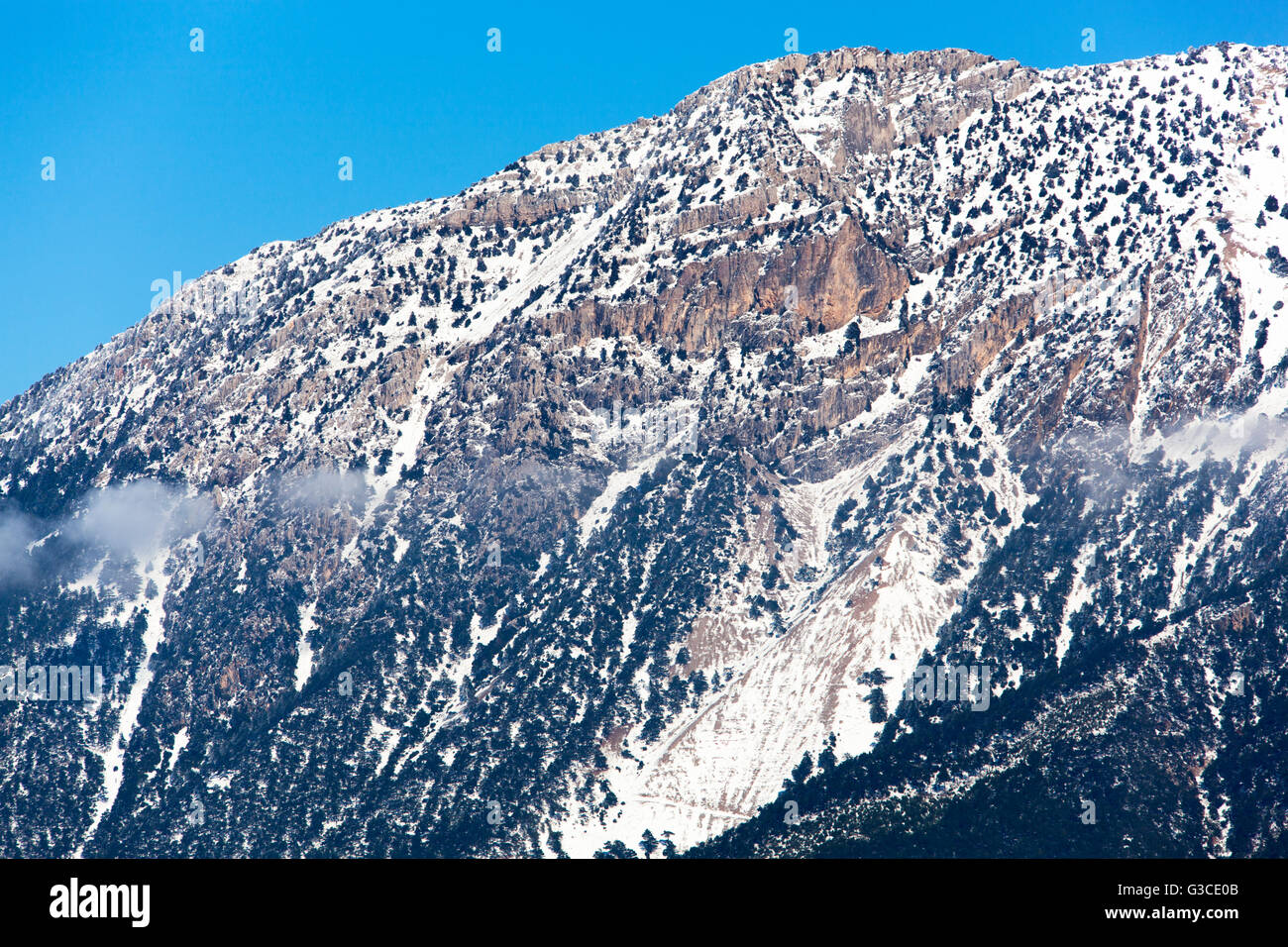 Sow covered Taurus Mountain range in Turkey Stock Photo - Alamy