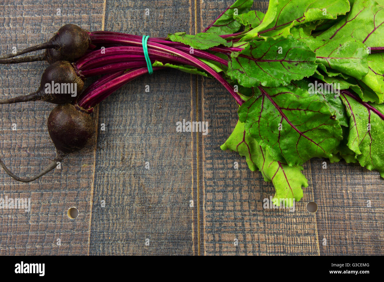 Fresh beetroot vegetable root hi-res stock photography and images - Alamy