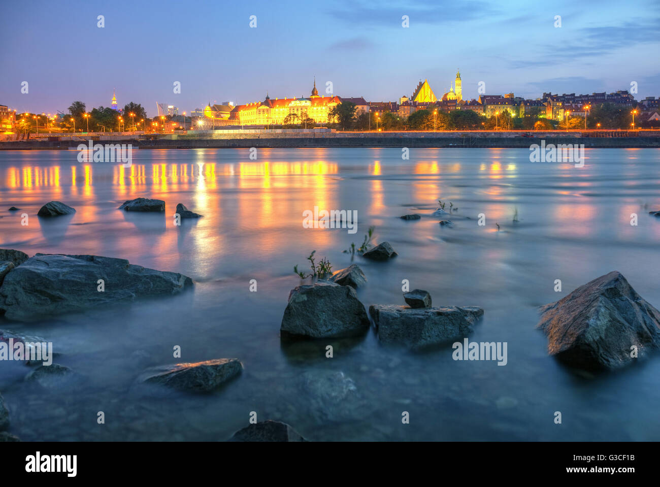 Night hdr hi-res stock photography and images - Alamy