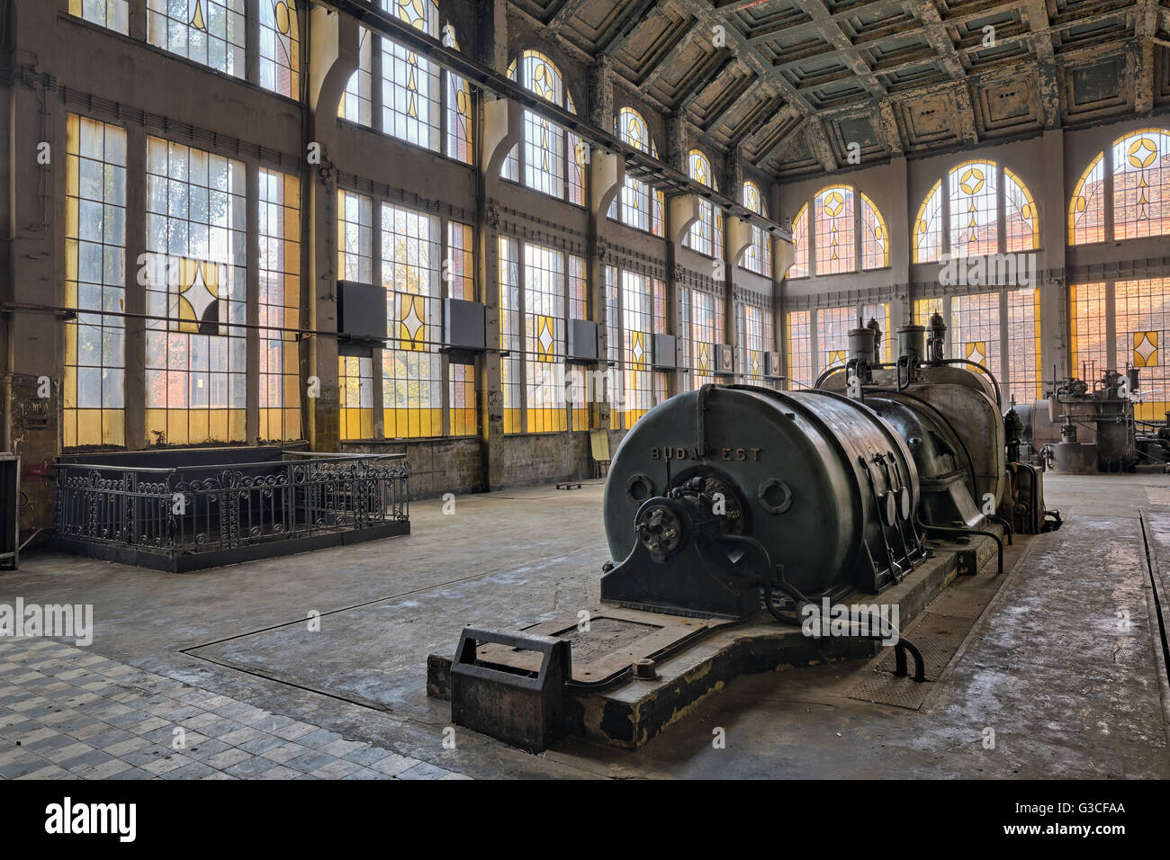 Destroyed machines hi-res stock photography and images - Alamy