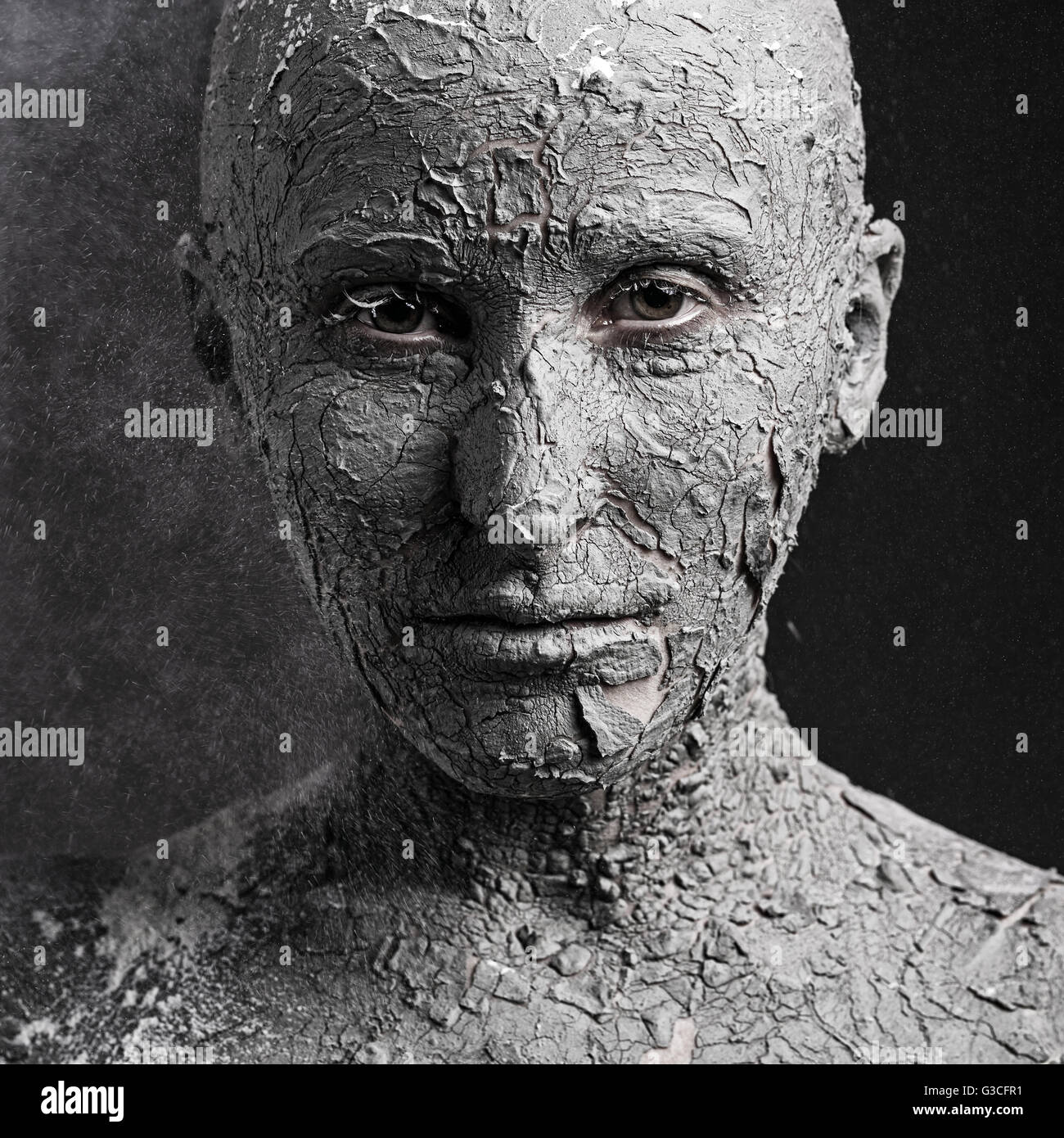 Statuesque woman with fissured skin Stock Photo - Alamy