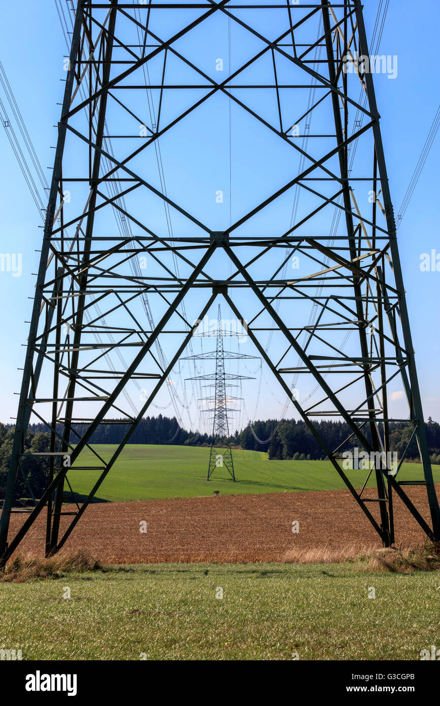 Power Line Corridor Stock Photos & Power Line Corridor Stock Images - Alamy