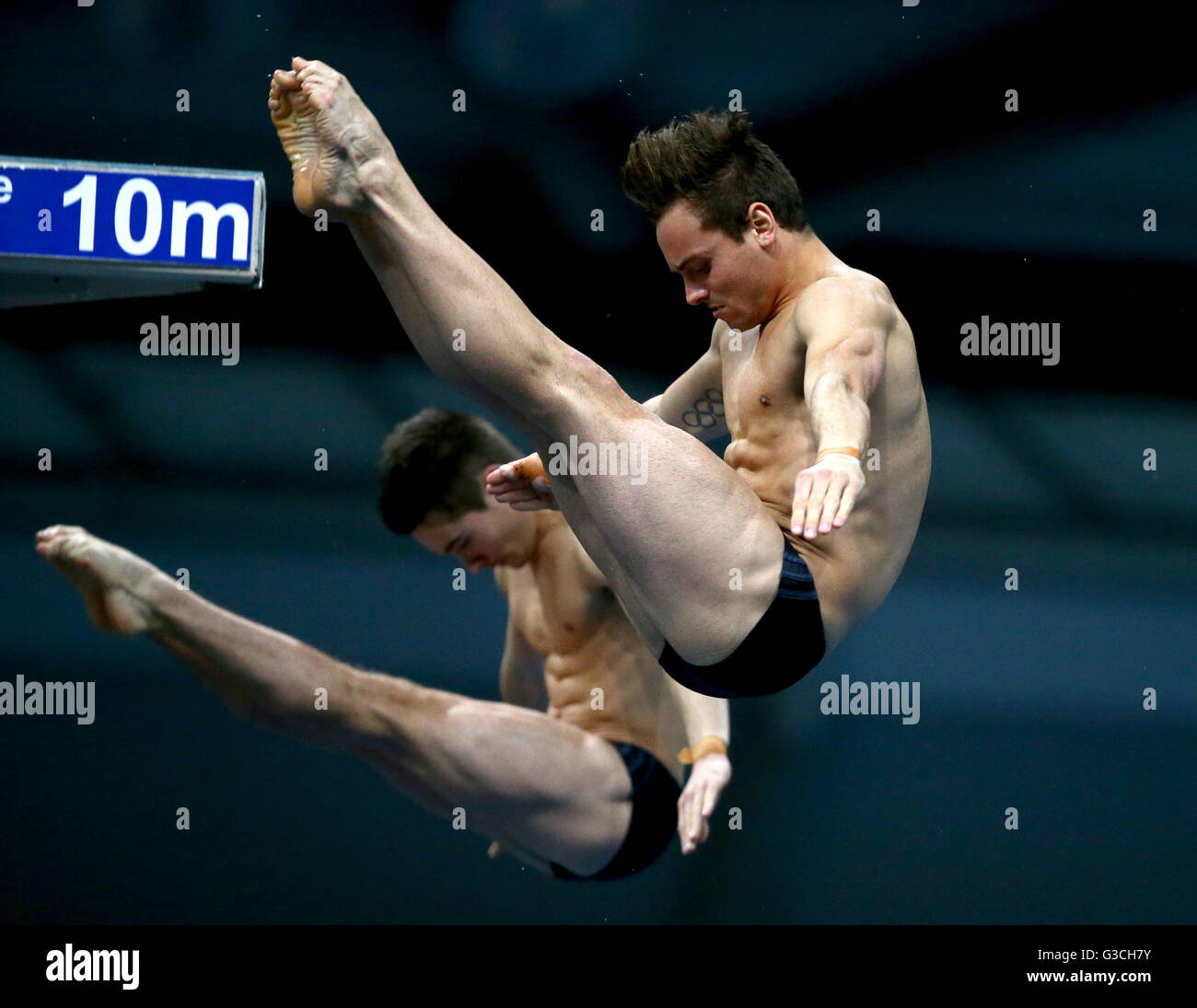 Great Britain's Tom Daley (front) and Daniel Goodfellow compete in the ...