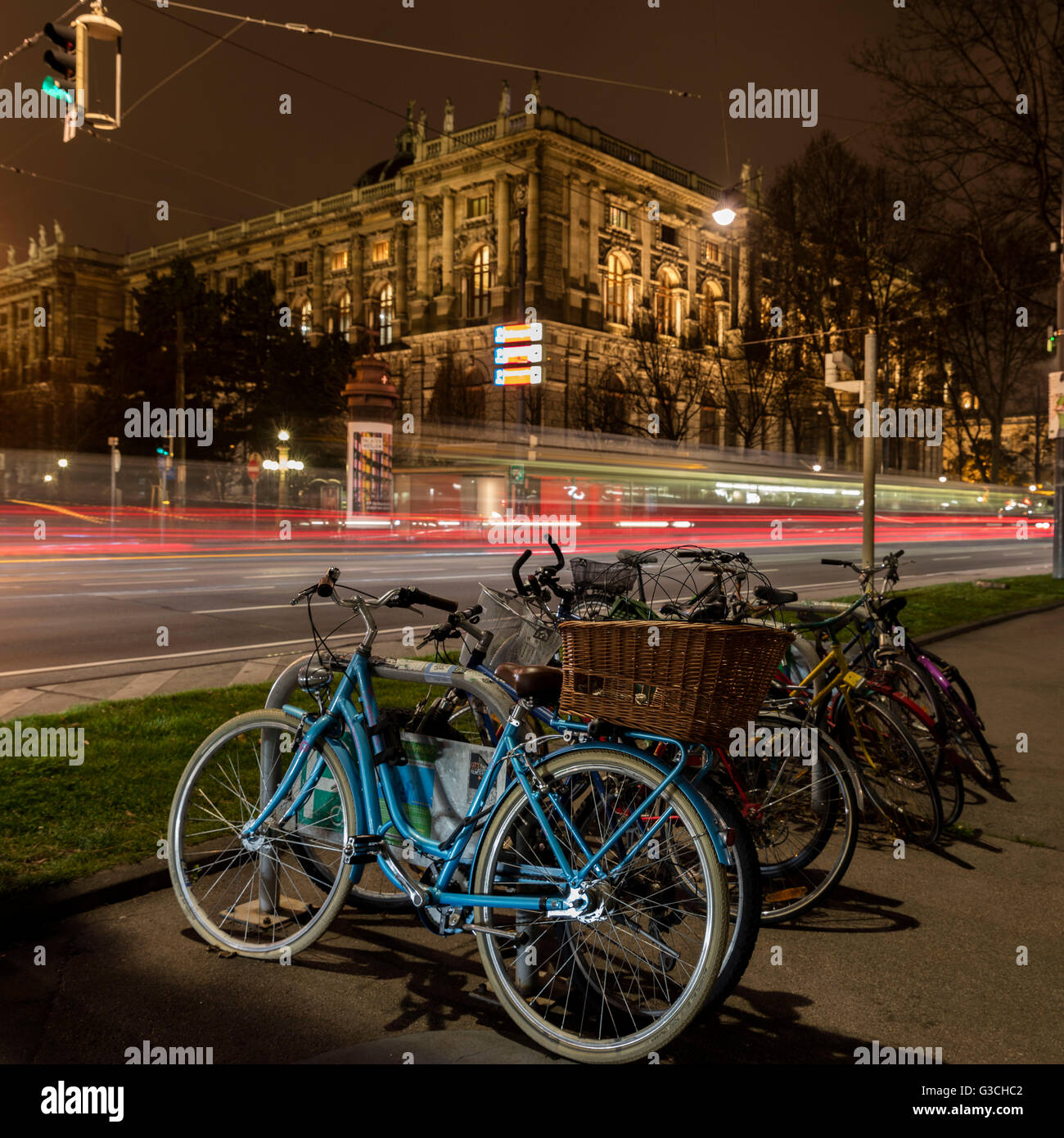 Winter ringstrasse vienna hi-res stock photography and images - Alamy