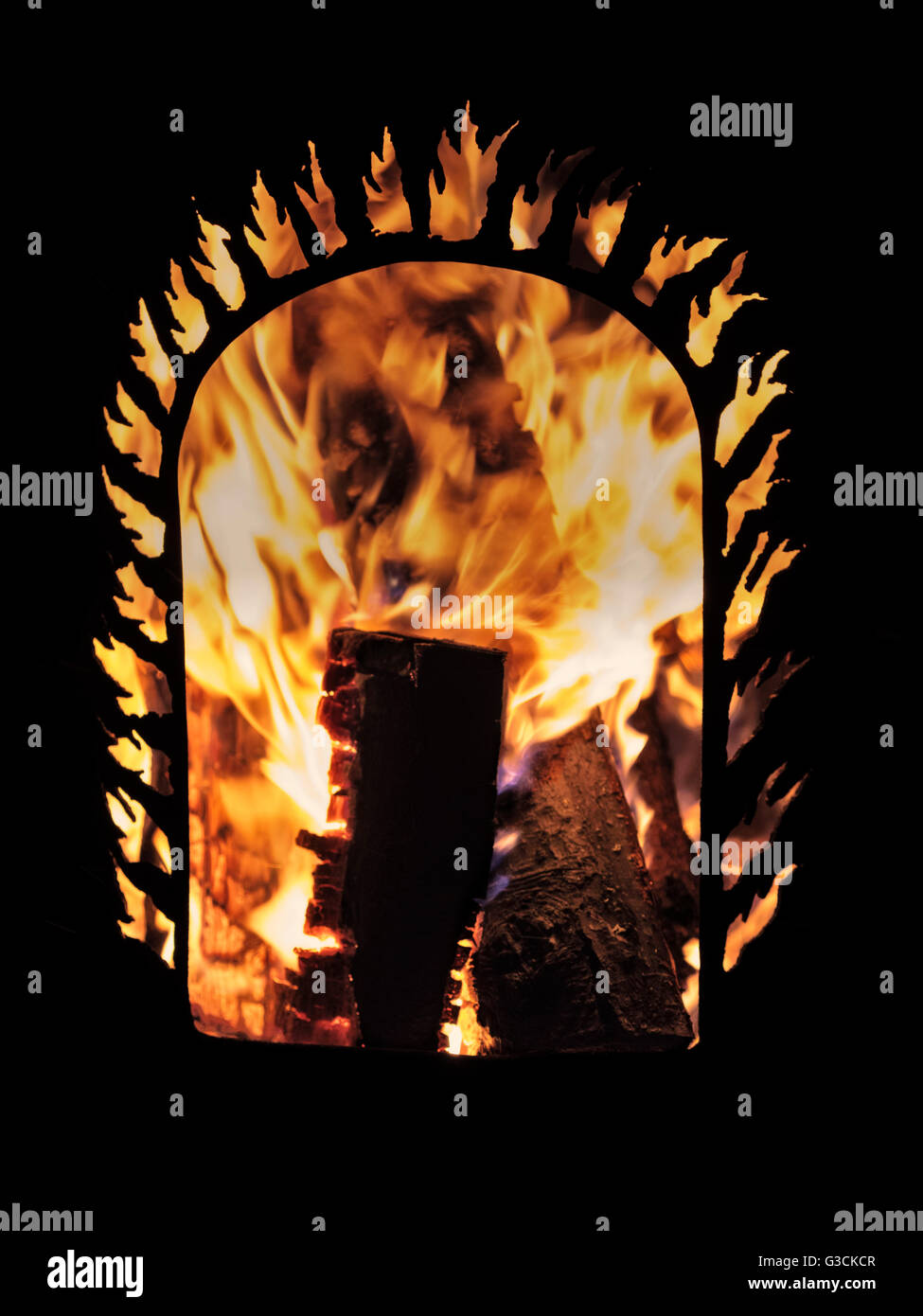 Handmade fire barrel, metal, welded, fire, wood, winter, heat Stock ...