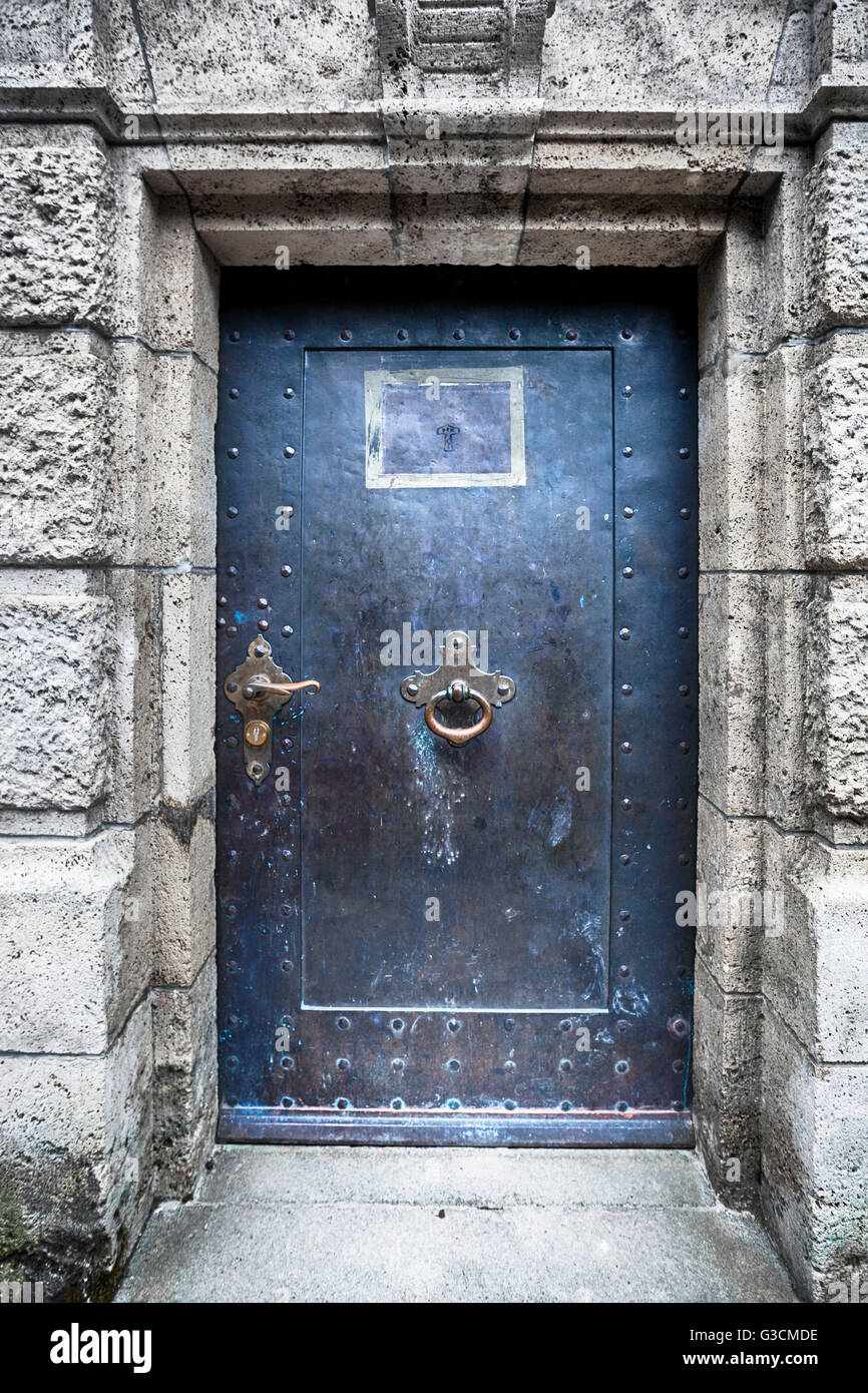 Old iron door in historical building Stock Photo - Alamy