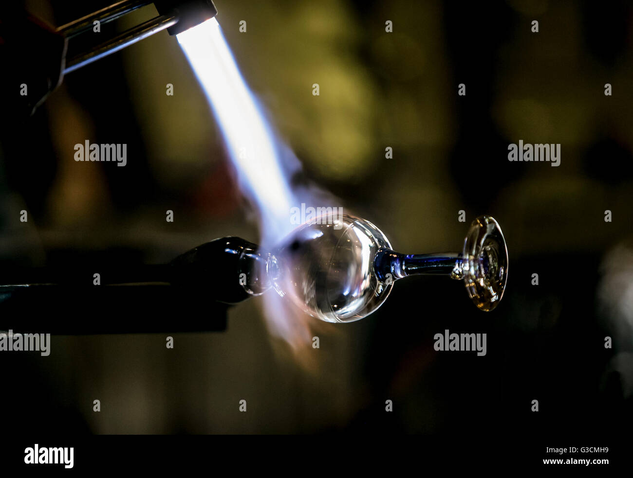 Glass ray hi-res stock photography and images - Alamy