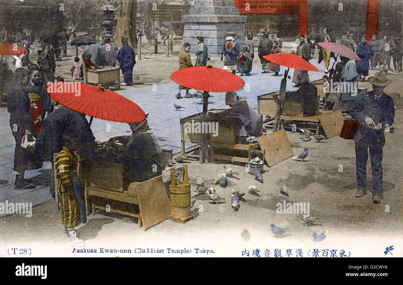 Senso-ji - Stalls by Buddhist temple, Asakusa, Tokyo, Japan Stock Photo ...