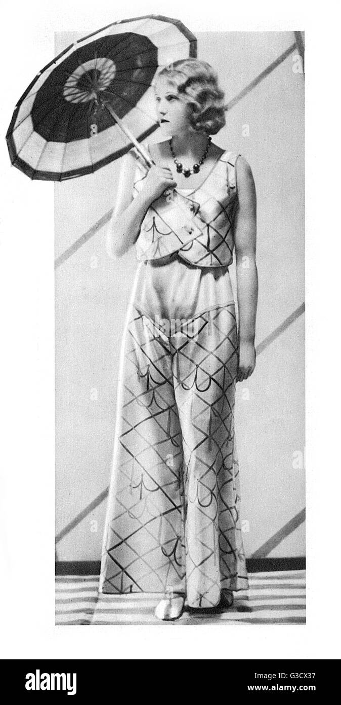 1930s beach pyjamas hi-res stock photography and images - Alamy