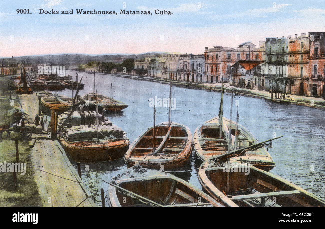 Cuban docks hi-res stock photography and images - Alamy