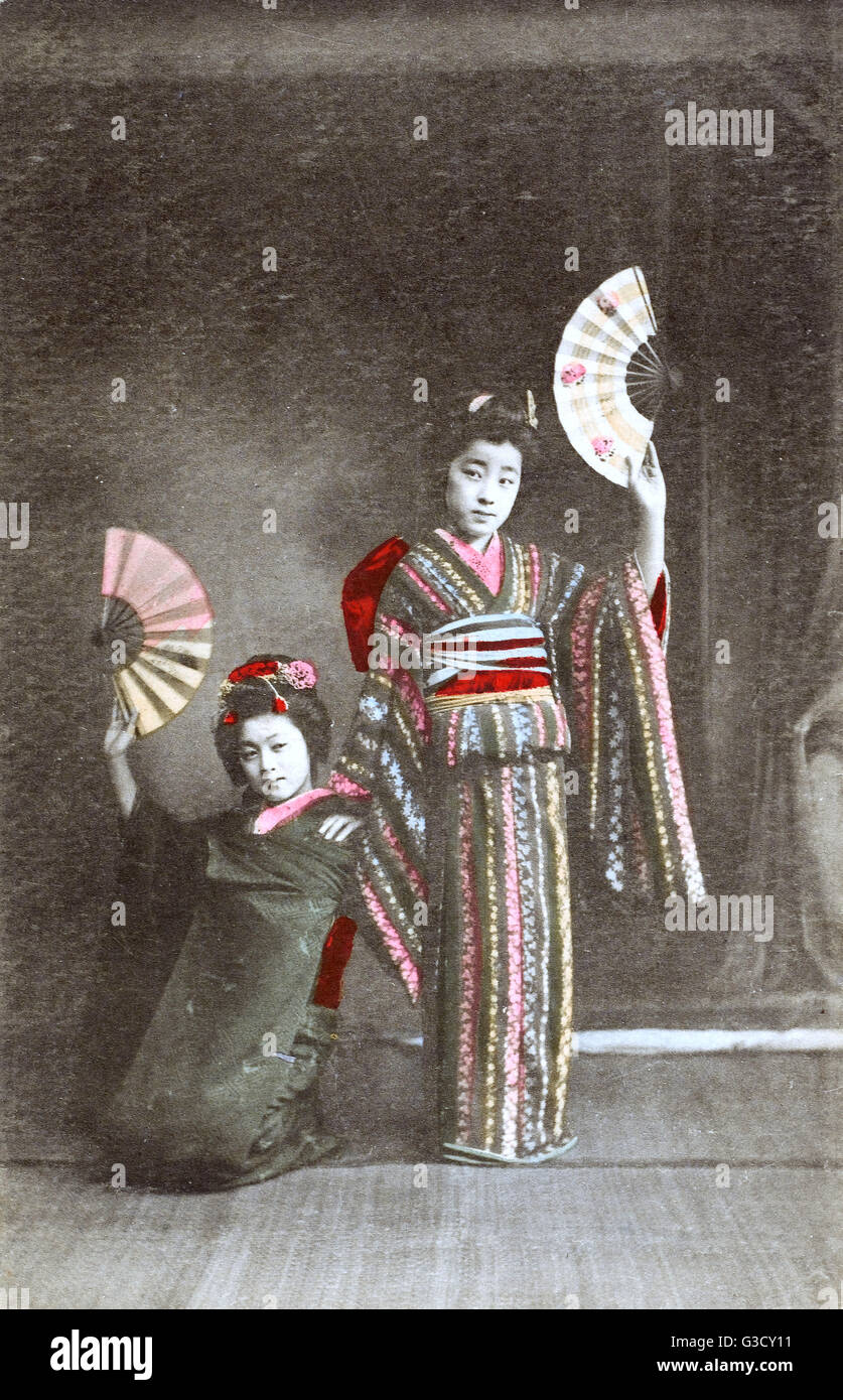 Japan fans pose for hi-res stock photography and images - Alamy