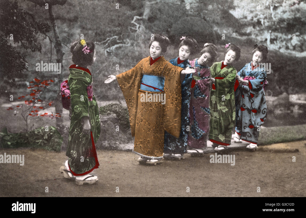 Five japanese girls hi-res stock photography and images - Alamy