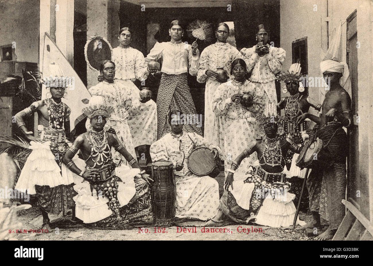 Sri Lanka - Devil Dancers Stock Photo - Alamy
