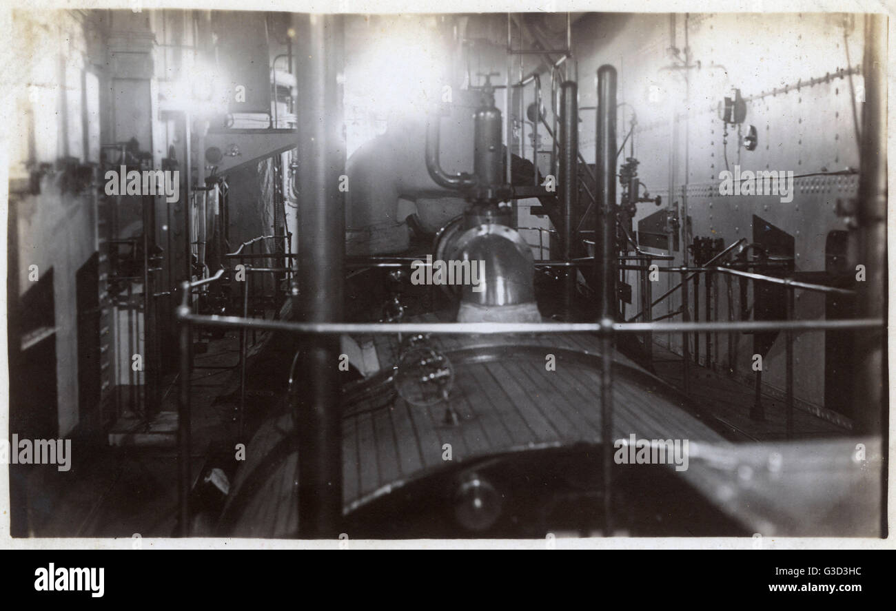 HMS Marlborough - Part of the Central engine room Stock Photo - Alamy