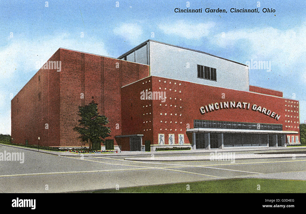 Basketball arena exterior High Resolution Stock Photography and Images ...